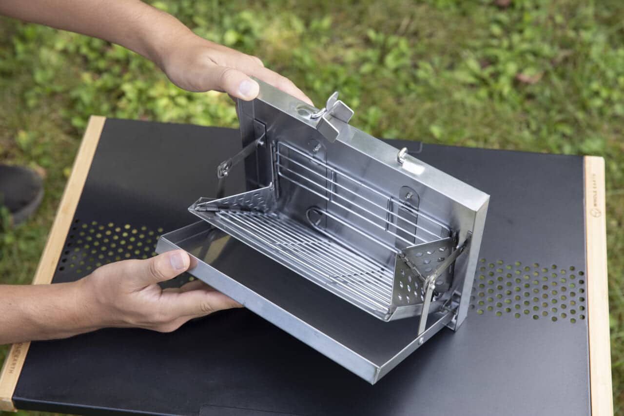 見た目はまるでノートPC！A3サイズノートパソコン型ソログリル『LAPTOP GRILL』が新発売 | CAMPLOG GEAR